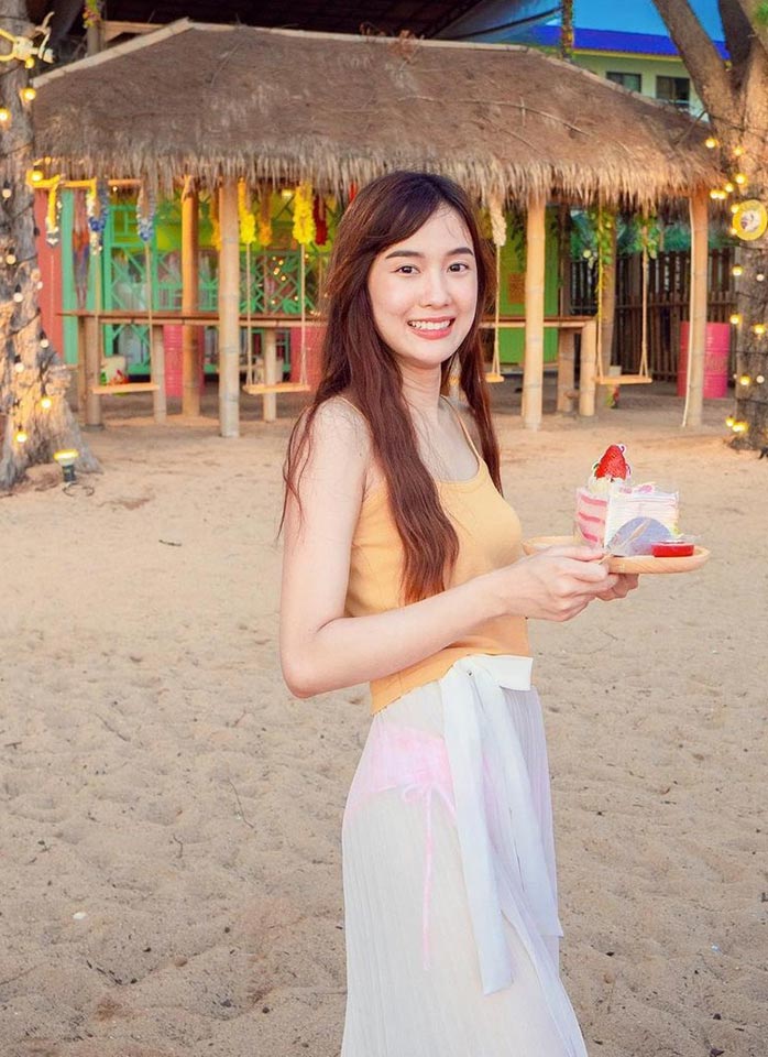 เก๋ไก๋ สไลเดอร์ (Kaykai salaider) ยูทูปเบอร์ สาวสวย อารมณ์ดี เผยลุคสดใส ...