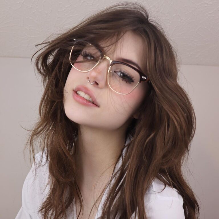 Hannah Howo สาวฝรั่ง คอสเพลย์ ตาคม หุ่นแซ่บ อกสะบึ้ม งานดี ลีลาเด็ด ...