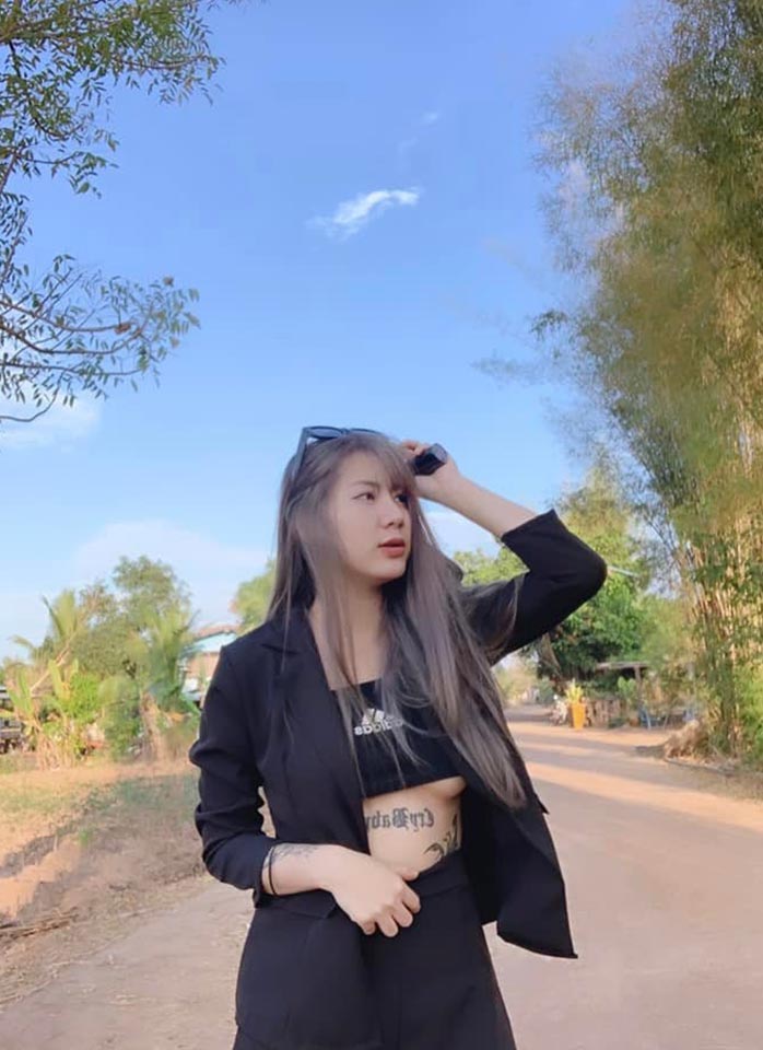เปิดวาร์ป แอลรี่ สาวสวย ขาวเนียน หุ่นเซ็กซี่ขยี้ใจ ลีลาร้อนแรง อวดความ ...