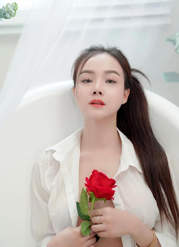 เปิดวาร์ป กิ๊ฟ ชญานิศา สาวสวย หุ่นแซ่บ หน้าอกตูม การันตีจากCup E - เปิดวาร์ป ไอดอล สาวสวย หนุ่ม ...