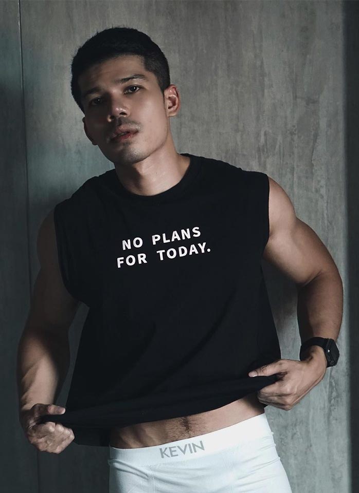 นิค อรรถพล (nickxx56) นายแบบหนุ่มหล่อ หน้าคม กล้ามโต ซิคแพคแน่น สุดเย้า ...