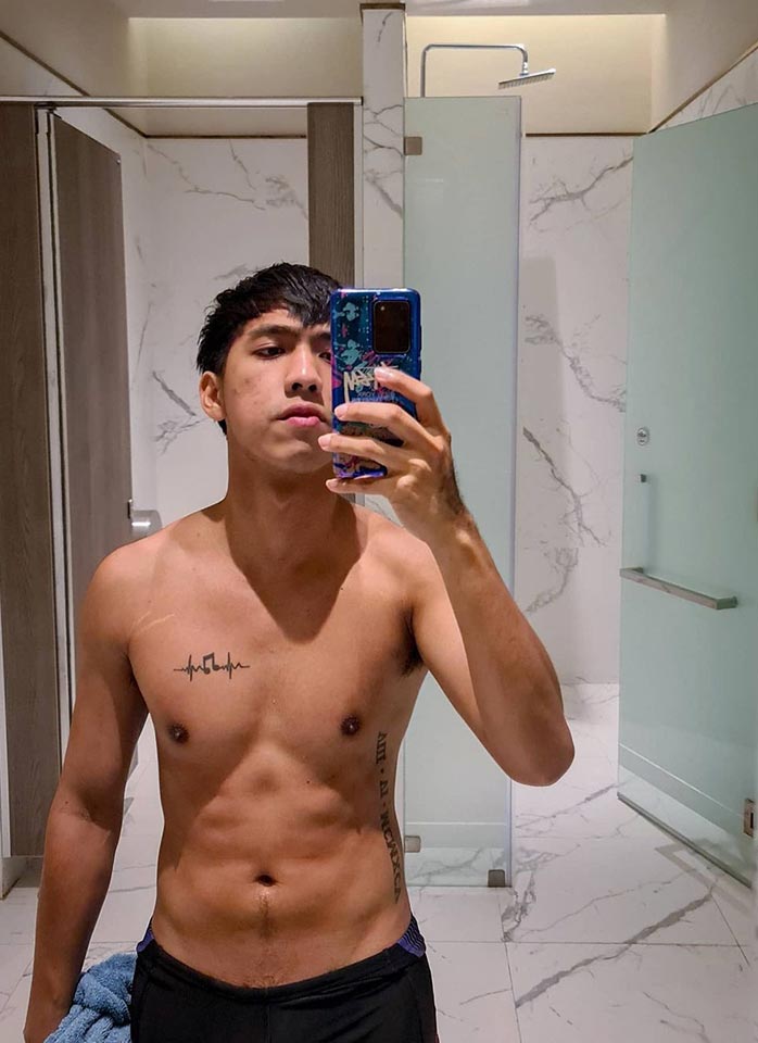 เปิดวาร์ป หนุ่มเจได JaydaiZc หล่อเข้ม อวดความแซ่บ18+ งัดลีลาเร่าร้อน บน ...