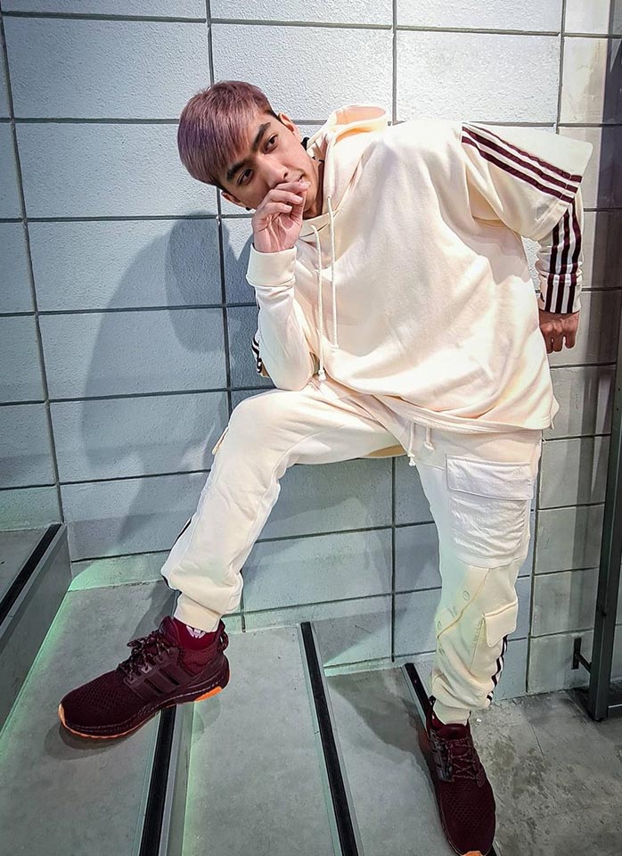 เปิดวาร์ป หนุ่มเจได JaydaiZc หล่อเข้ม อวดความแซ่บ18+ งัดลีลาเร่าร้อน บน ...