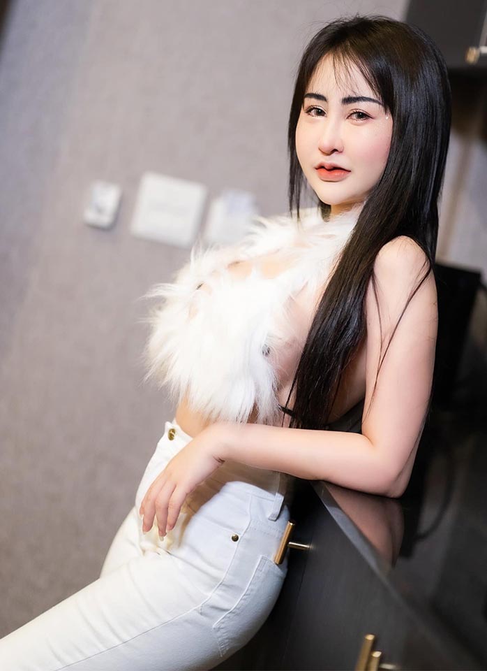 เก๋มิกซ์ kaemix สาว เซ็กซี่ หุ่นแซ่บ หน้าอกตูม เร่าร้อน โด่งดัง